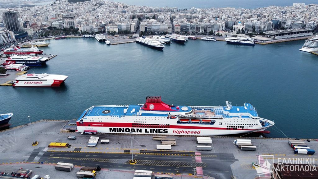 Εκτός δρομολογίων το FESTOS PALACE - Ελληνική Ακτοπλοϊα