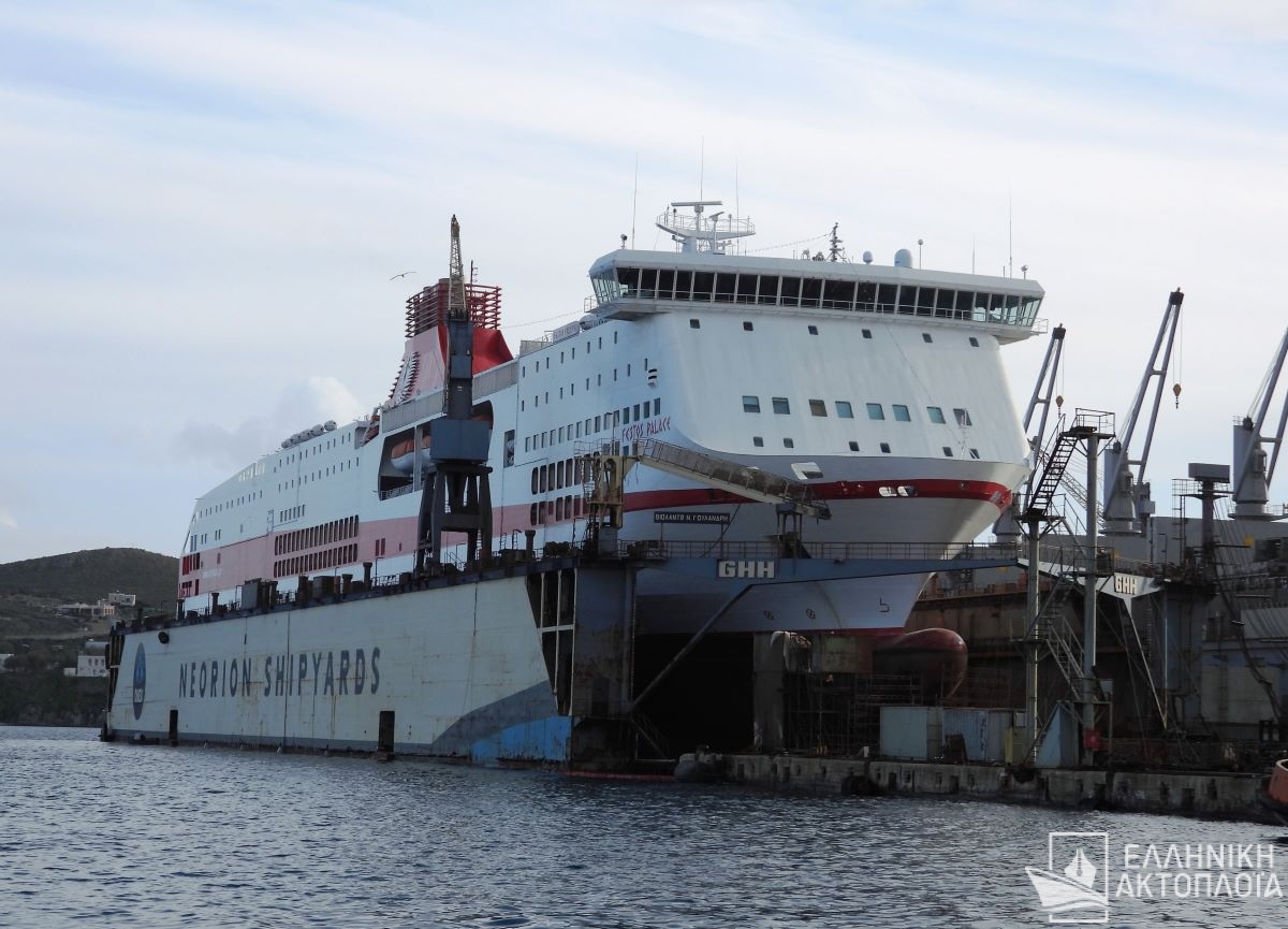 FESTOS PALACE: Ολοκληρώθηκε ο δεξαμενισμός του στο Νεώριο της Σύρου ...